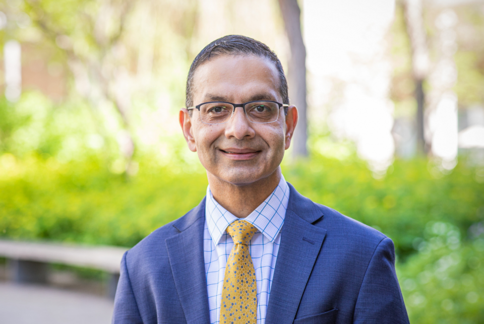 Bhalla Honored with Neville Grant Award - Mallinckrodt Institute of ...